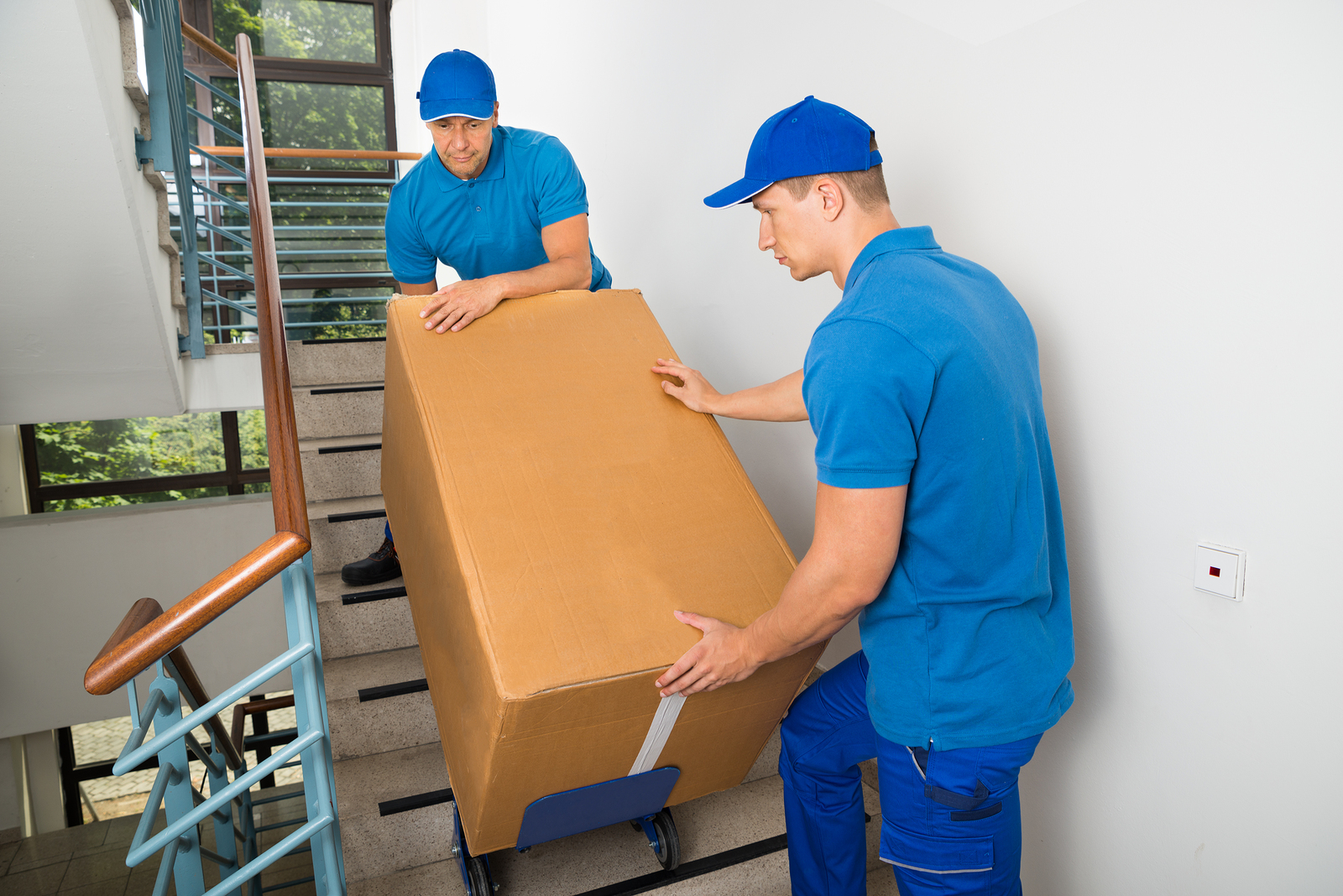 5 ways moving services save you money